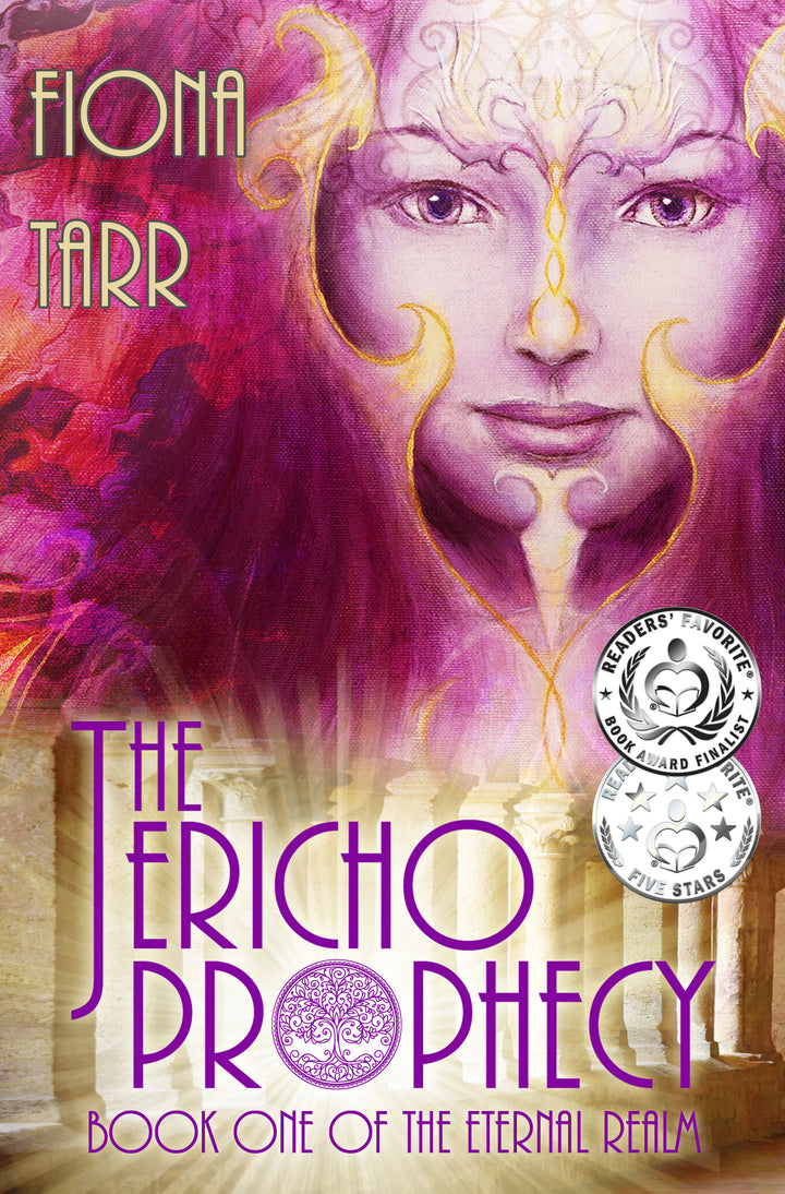 Books – Fiona Tarr